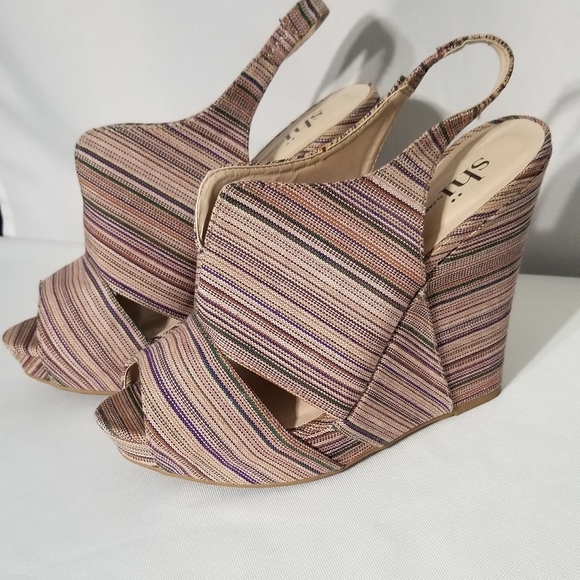Shi by JOURNEYS | Shoes | Shi By Journey Wedged Sandals | Poshmark